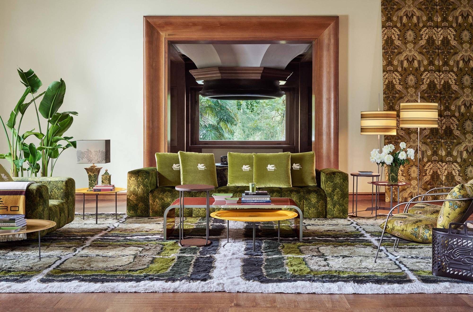 ETRO HOME INTERIORS | Marquis QSquare