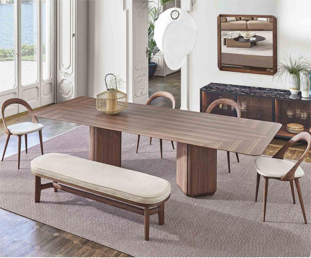 BAY TABLE